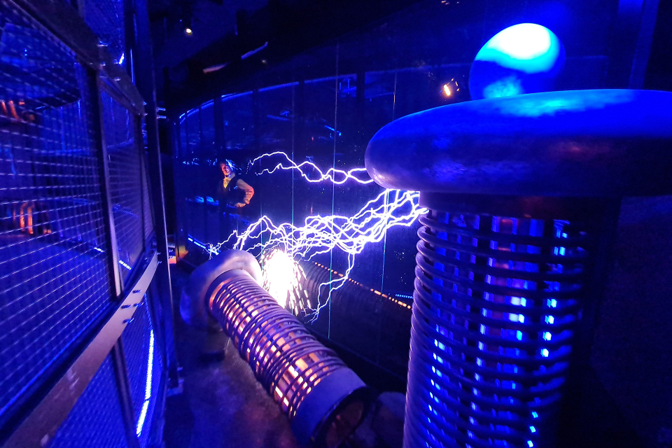 Voltron Nevera Coaster | kraftwerk.at